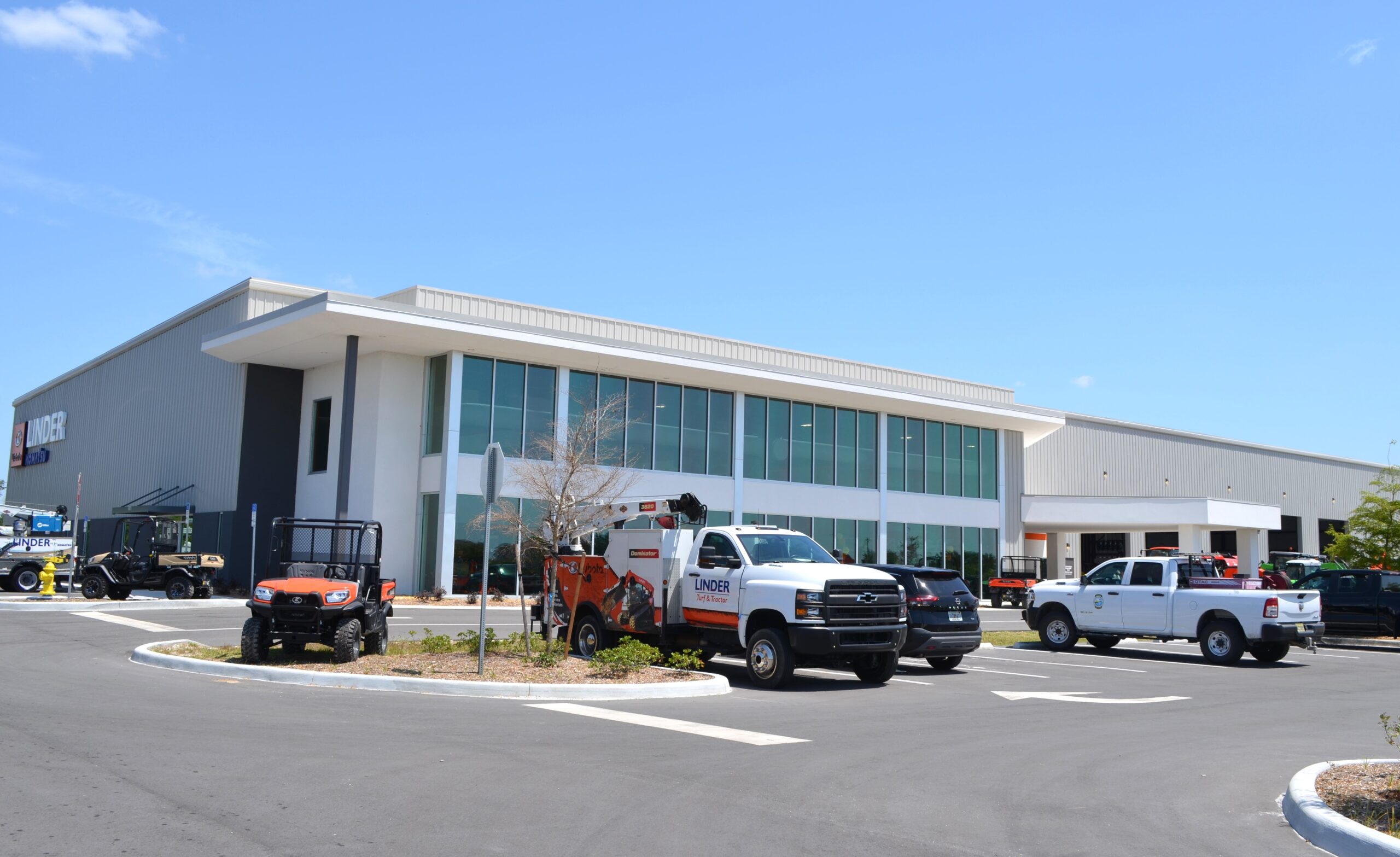 Bradenton, FL - Linder Turf & Tractor